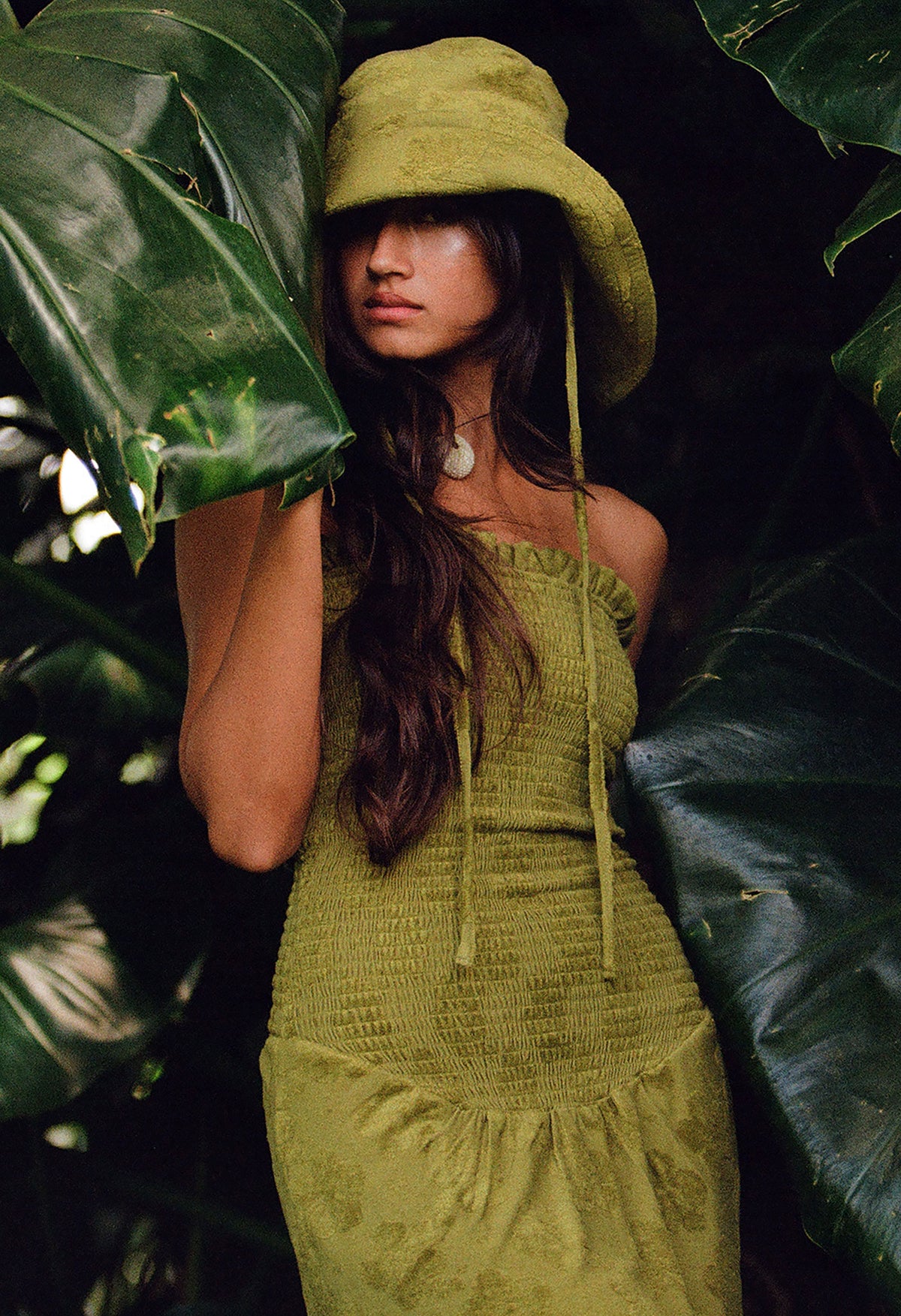 Escape Black Top – Strait The Label